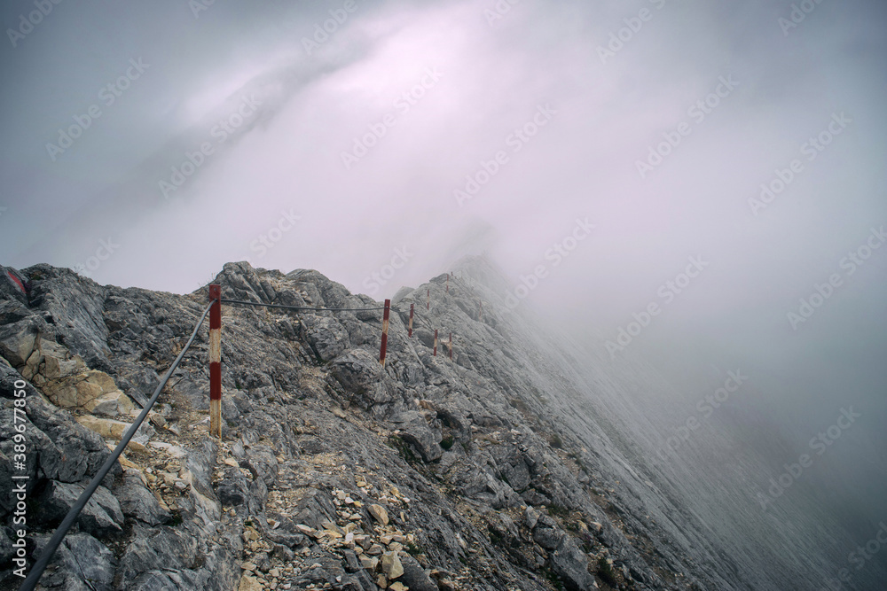 Hiking to Koncheto, view across the peaks of the Pirin Mountains in ...
