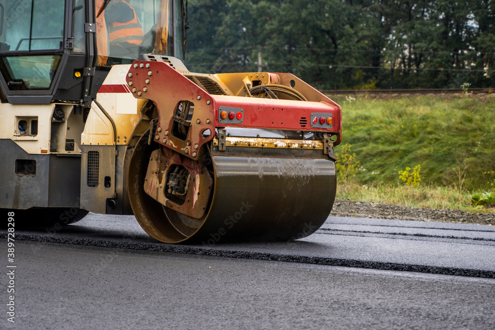 Asphalt road roller with heavy vibration roller compactor press new hot ...