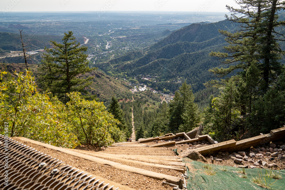 Manitou Incline Top