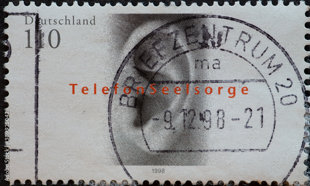 Foto de GERMANY - CIRCA 1998 a postage stamp from Germany, showing a ...