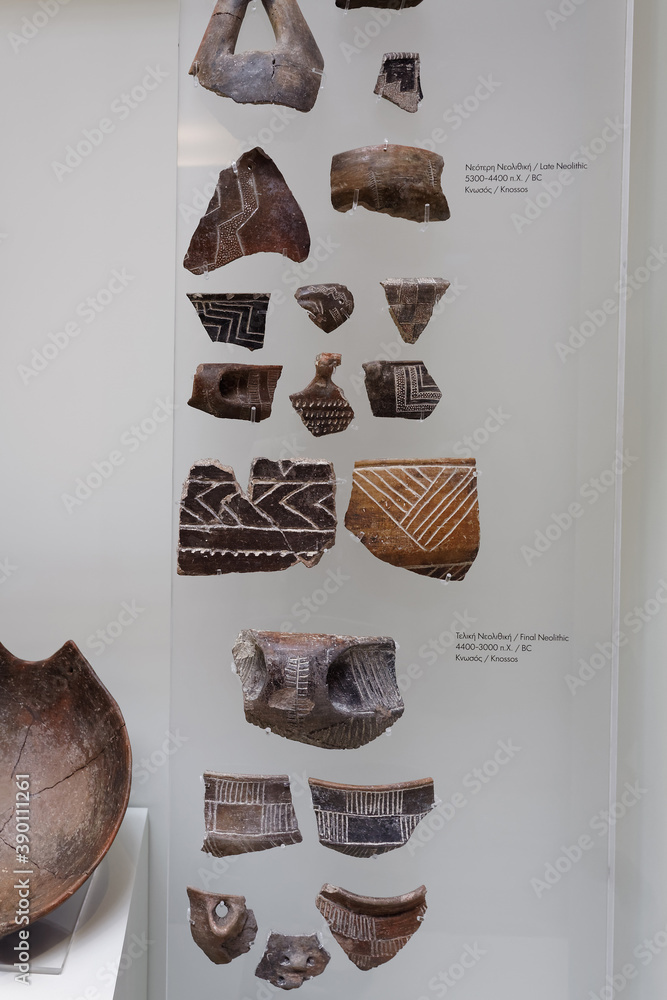 Late and final Neolithic 5300-4400 BC and 4400-3000 BC Knossos, clay ...