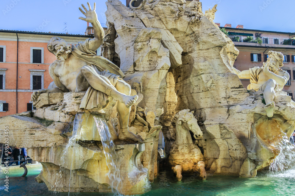 Fountain of the Four Rivers (Fontana dei Quattro Fiumi, by Gian Lorenzo ...