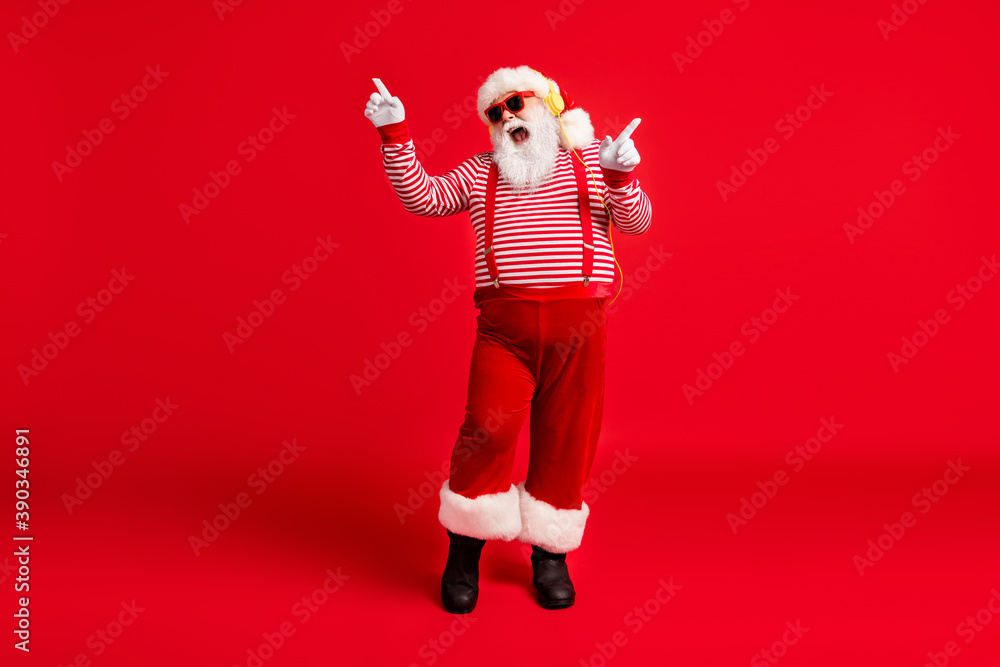 Full length body size view of his he handsome bearded fat overweight ...