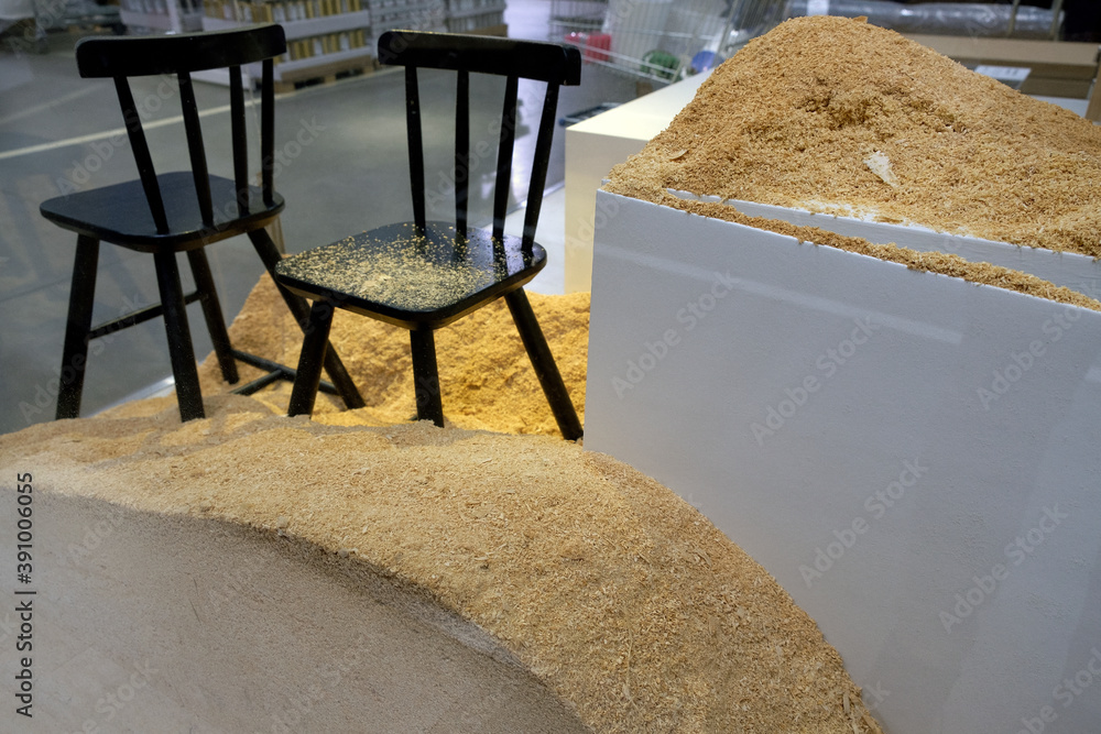 Foto de recycling of furniture, furniture chairs and bedside tables ...