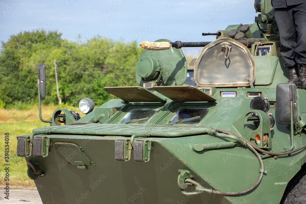 Russian infantry fighting vehicle. Worth the armament of the Russian ...