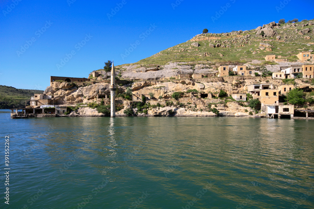 Halfeti is a district of Sanliurfa Province. It is located in the west ...
