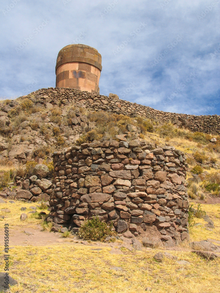 Ancient Chulpas, from Colla pre-inca civilizations at Lake Umayo, Peru ...