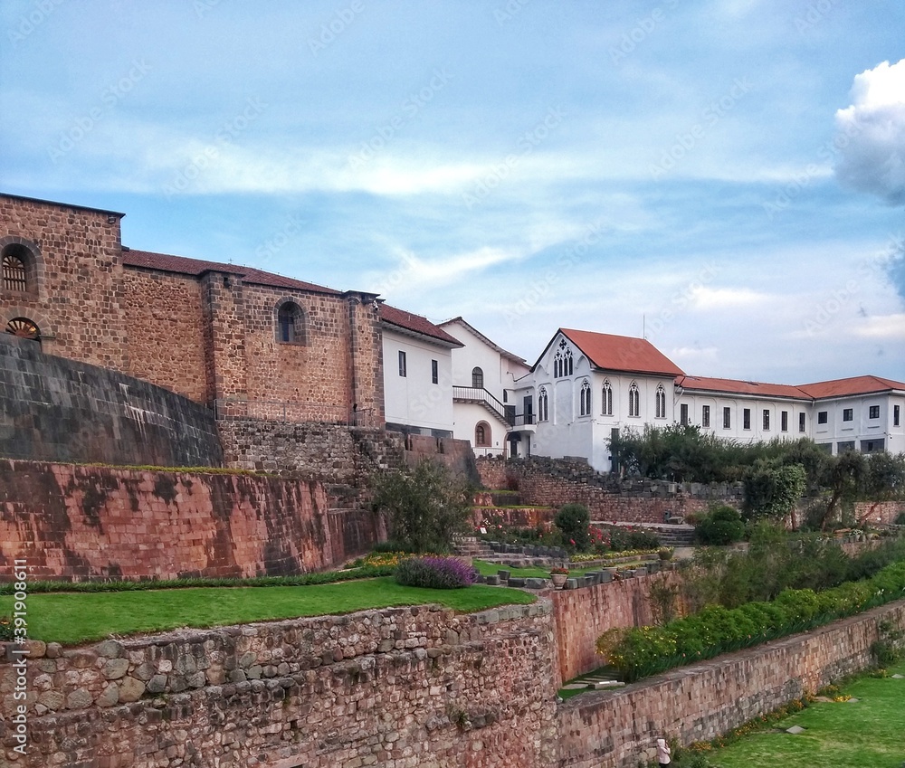 Qoricancha - Templo del Sol (Temple of the Sun) - Cusco, Peru ...