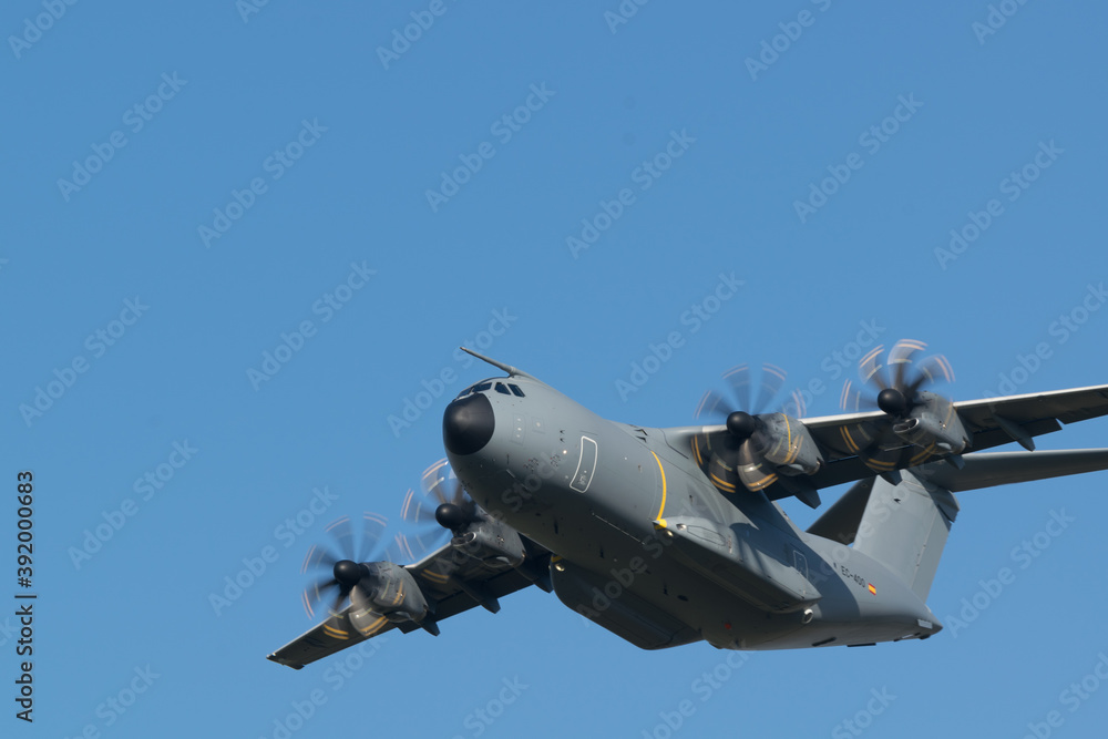 Foto de Avion de transport militaire Airbus A400M de démonstration en ...