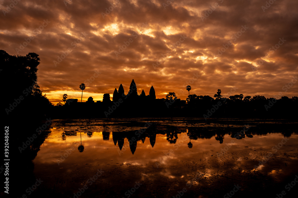 Angkor Wat, Siem Reap, Cambodia. Sunrise from reflection pool showing 5 ...