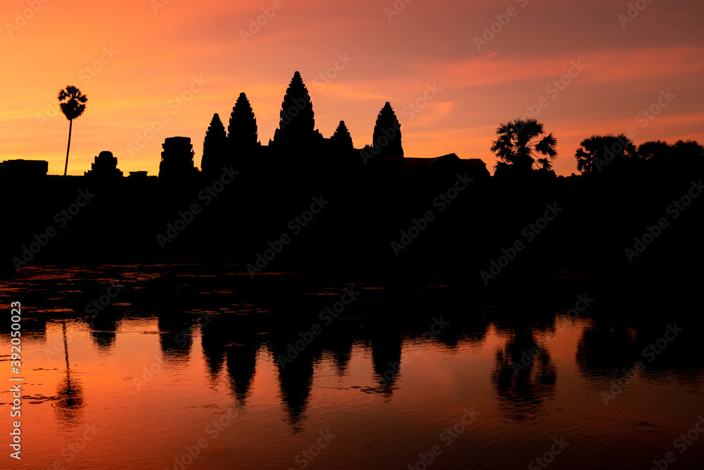 Angkor Wat, Siem Reap, Cambodia. Sunrise from reflection pool showing 5 ...
