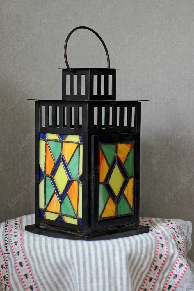 Tiffany stained glass candlelight.Vitnage stained glass assembly ...