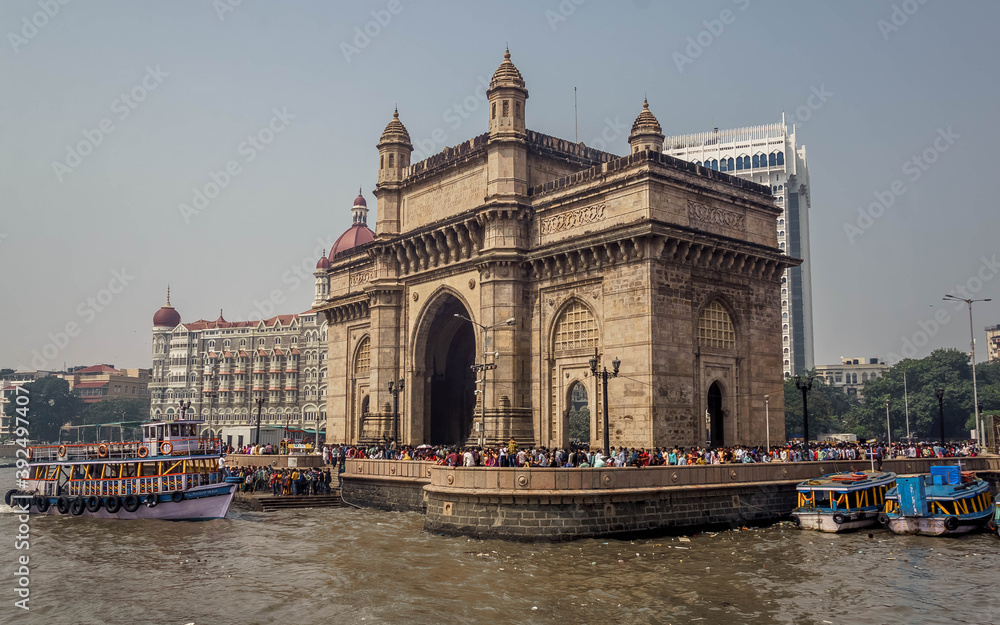 The majestic triumphal construction of India Gate in Mumbai Stock Photo ...