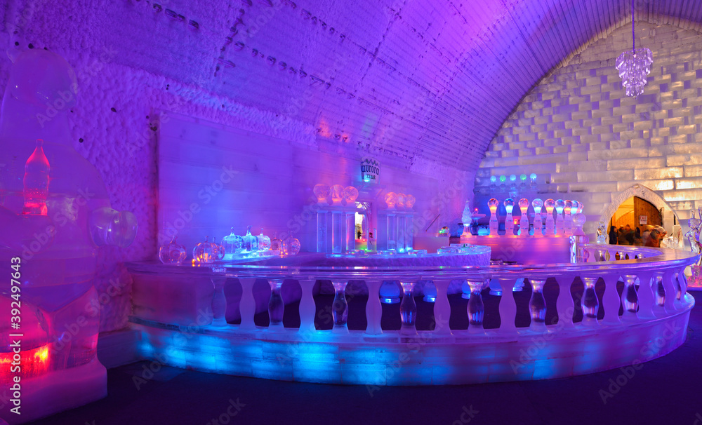 Fotografia do Stock: Ice bar at the Aurora Ice Museum Chena Hot Springs ...