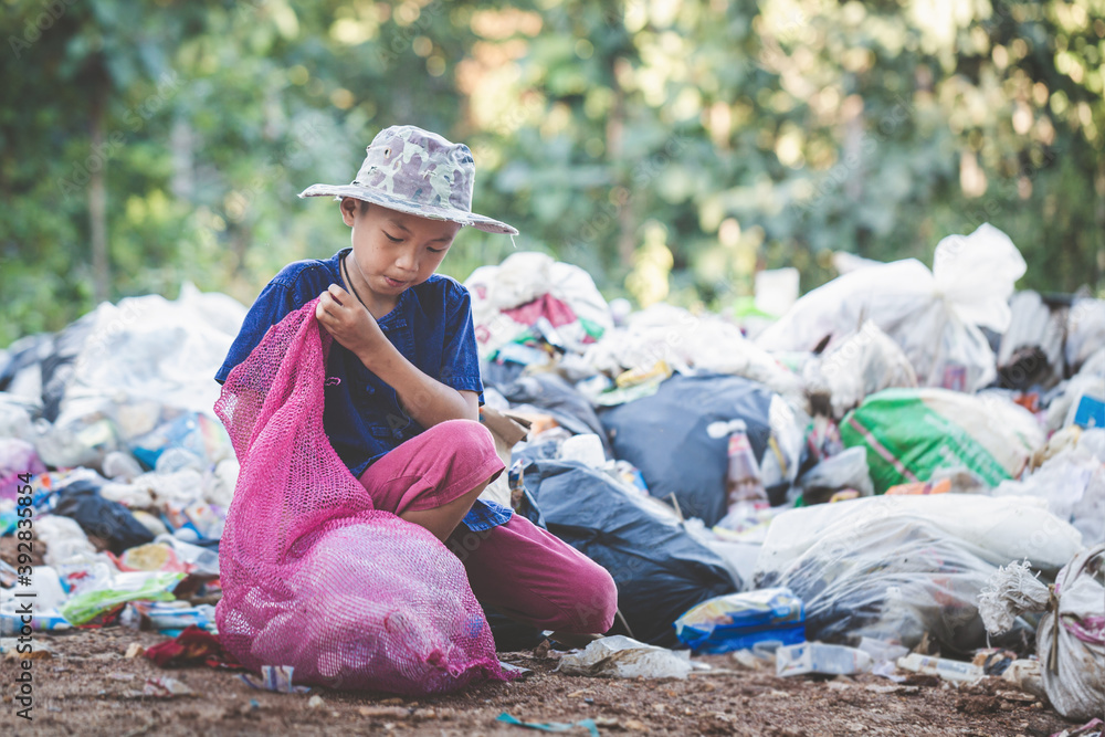 Poor children collect garbage for sale because of poverty, Junk recycle ...