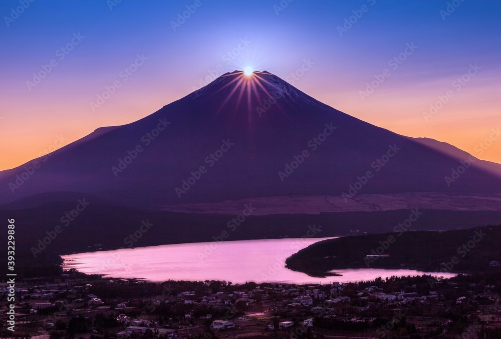 Fuji Diamond. Fuji diamond at Lake Yamanakako in winter season. Diamond ...