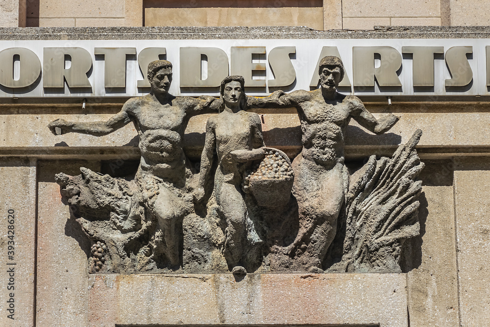 Palace of Sports, Arts and Labor (Palais des Sports, des Arts et du ...