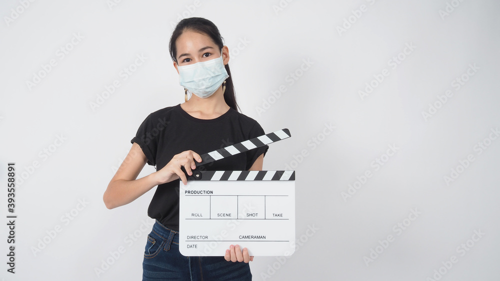 Teenage Girl or asian young woman wear face mask and hand's holding ...