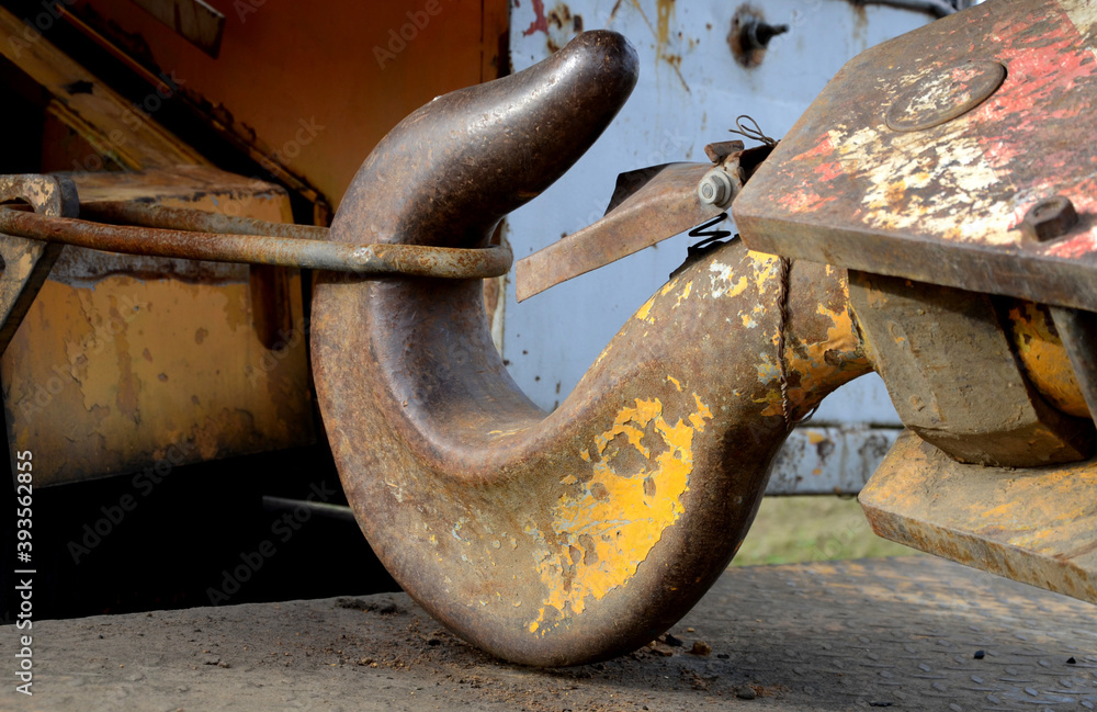 crane operator, crane hook of large dimensions securely fixed with a ...