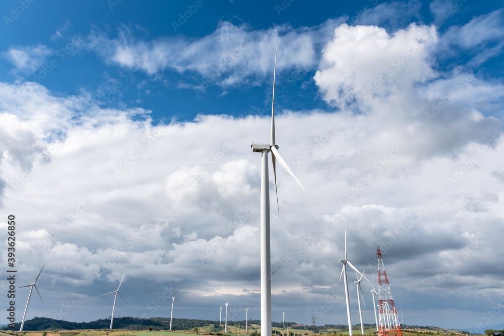 Landscape images of Many wind turbines for generating electricity ...