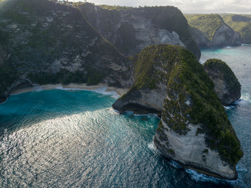 Aerial view of Kelingking Beach aka T-Rex Head Beach in Nusa Penida ...