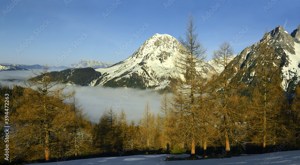 Mountain range with peak Rotelstein (Rettenstein), The Dachstein ...