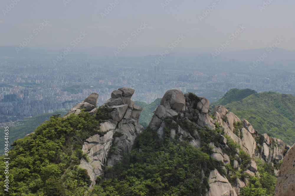City view from the high mountain. One-day hiking in megapolice Stock ...