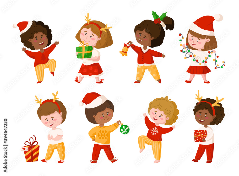 Christmas and New Year kids clipart - cartoon boy and girl with garland ...