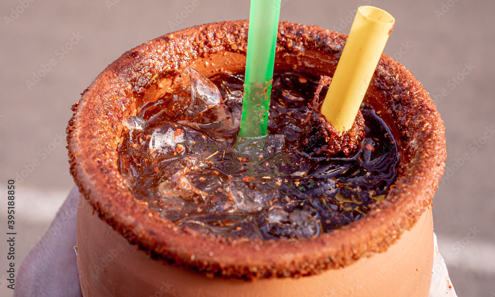 Fotka „Exquisite traditional Mexican jarritos from Jalisco with lemon ...