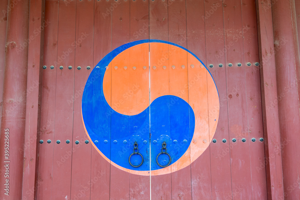 Wooden door with Taiji of korean National flag at the Hwaseong ...