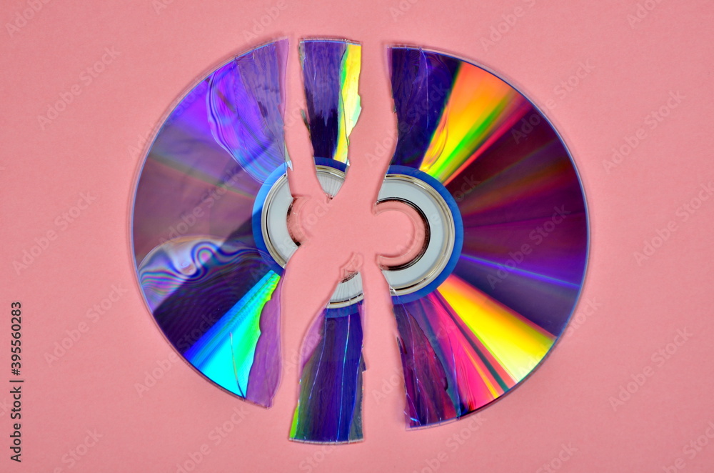 broken CD / DVD, damaged CD compact disc Stock-Foto | Adobe Stock