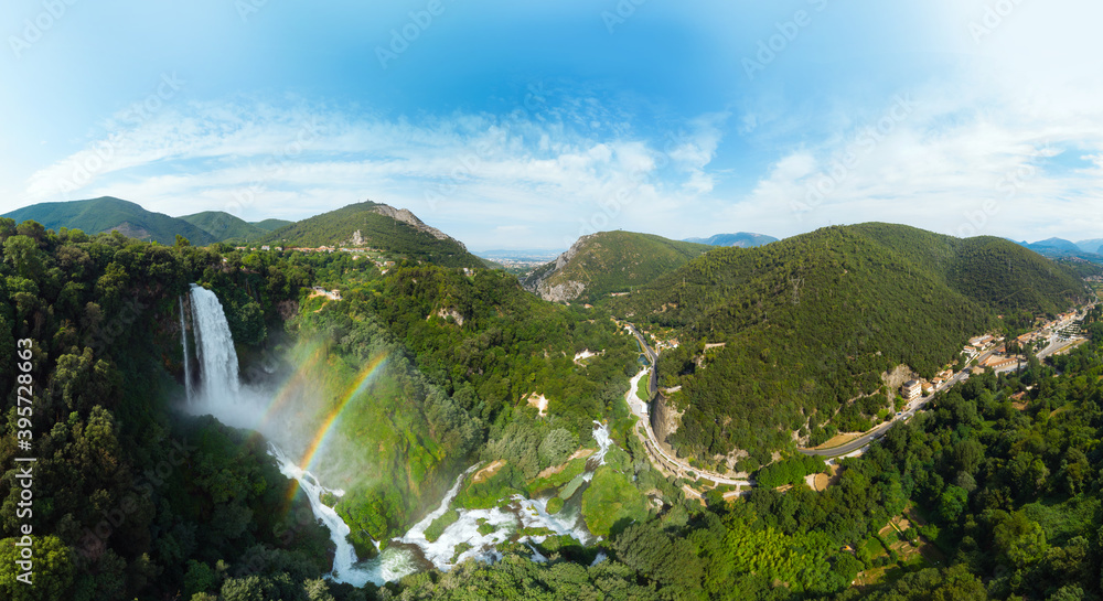 Foto de Aerial view. Water discharge, strong, maximum flow. Rainbow ...