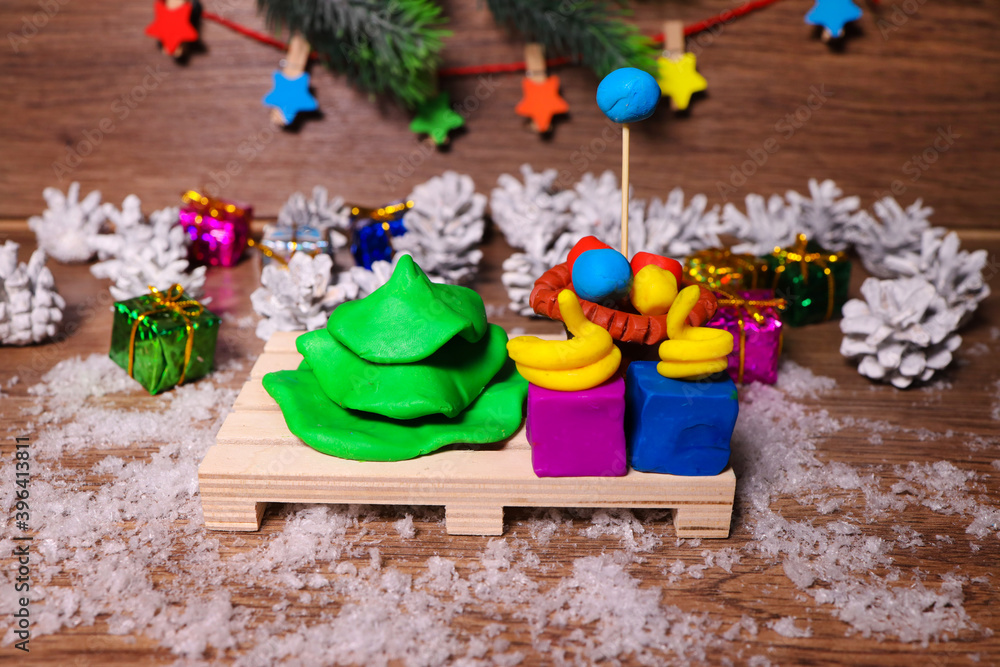 How to make a Plasticine christmas tree. DIY Plasticine Christmas tree ...