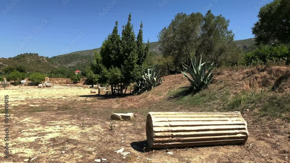 Vidéo Stock Footage of an ancient Greek sanctuary on the coast of Ionia ...