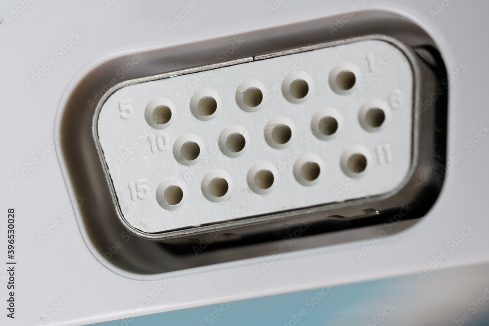 Computer SVGA - VGA connector and port with pin numbering for ...