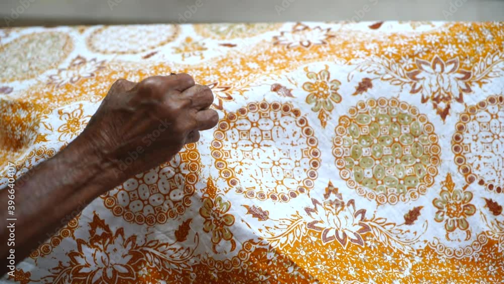 Indonesia December 2, 2020: Batik, Close Up hand and canting, making ...