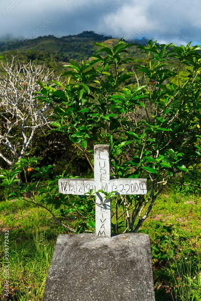 Cemetery Boruca (also known as the Brunca or the Brunka) indigenous ...