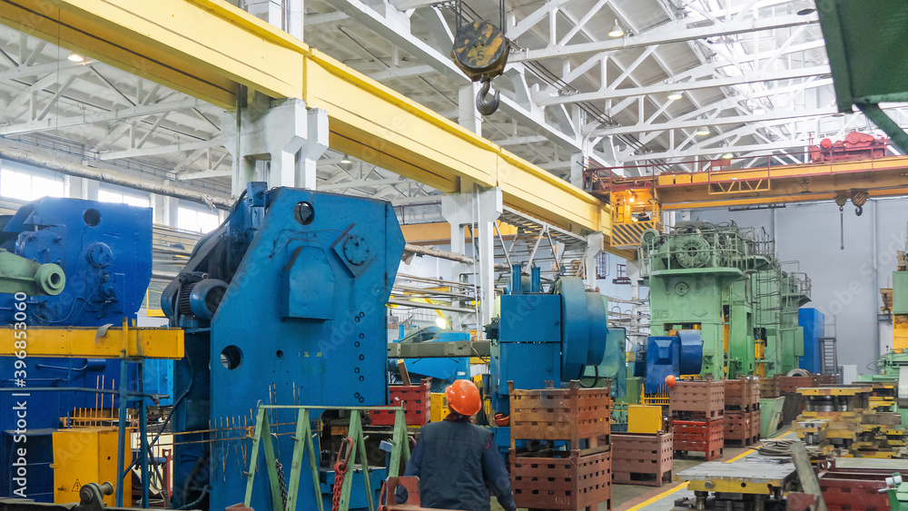 Overhead crane or bridge crane include hoist lifting for transportation ...