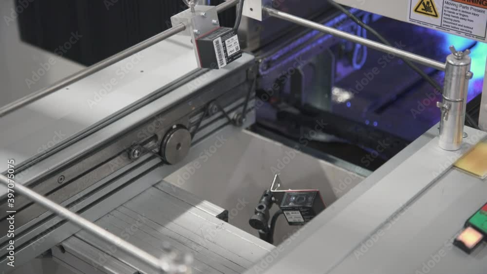 Conveyor to coating machine. Surface conformal coating process. Coating ...