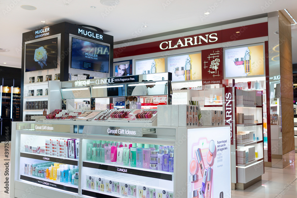 Interior of Perfume and Cosmetics store in Hamad International Airport ...