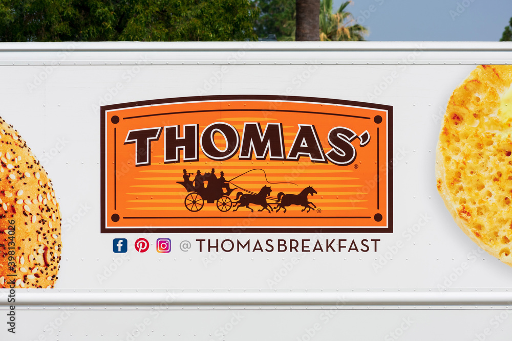 Thomas sign and logon on side of truck with English muffins and bagels ...