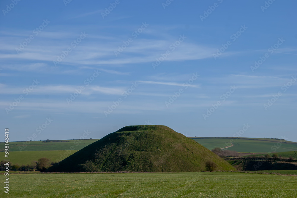 Silbury Hill in Wiltshire is one of the largest prehistoric mounds in ...