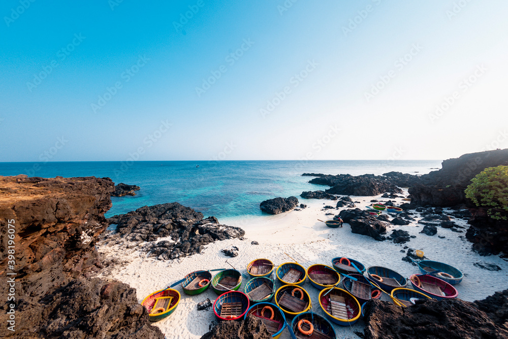 Be island ( small island, Bo Bai island ) with local colorful basket ...