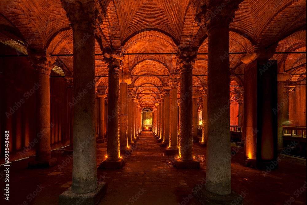 Basilica Cistern, largest of the hundreds of water tanks under Istanbul ...