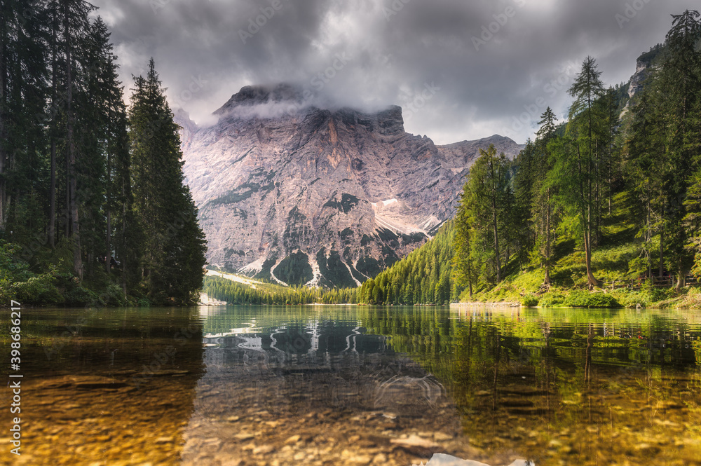 The most famous mountains, most attractive ski areas, the most ...