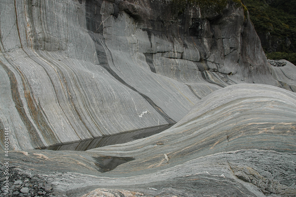 Ice pattern formed in the rocks, franz josef glacier new zealand Stock ...