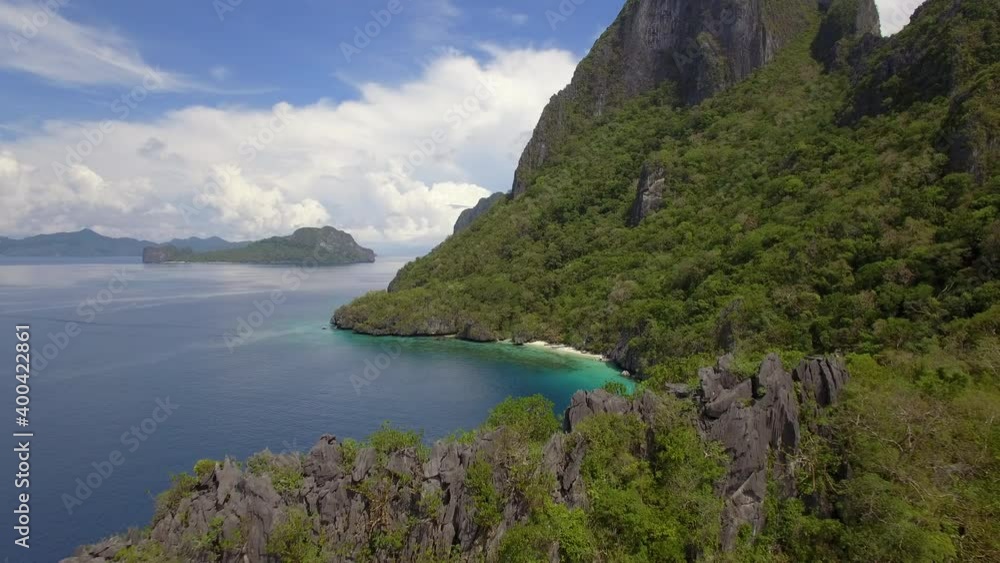 Aerial view of beautiful unspoiled scenery around El Nido in Palawan ...