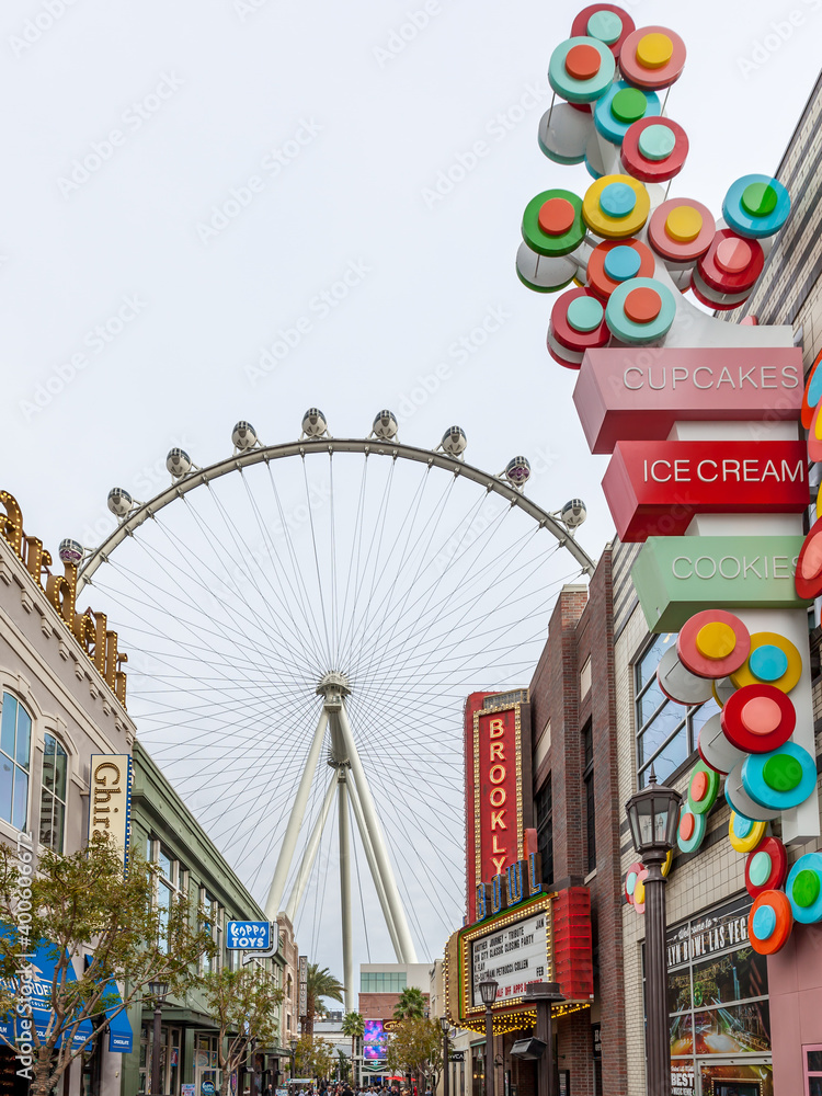 LAS VEGAS, NEVADA, USA - January 2, 2018: View of LINQ Promenade with ...