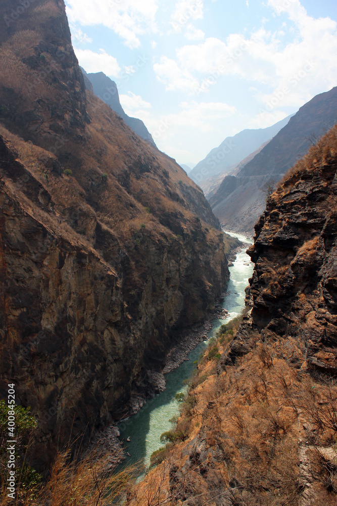 Central part of one of the deepest ravines of the world, Tiger Leaping ...