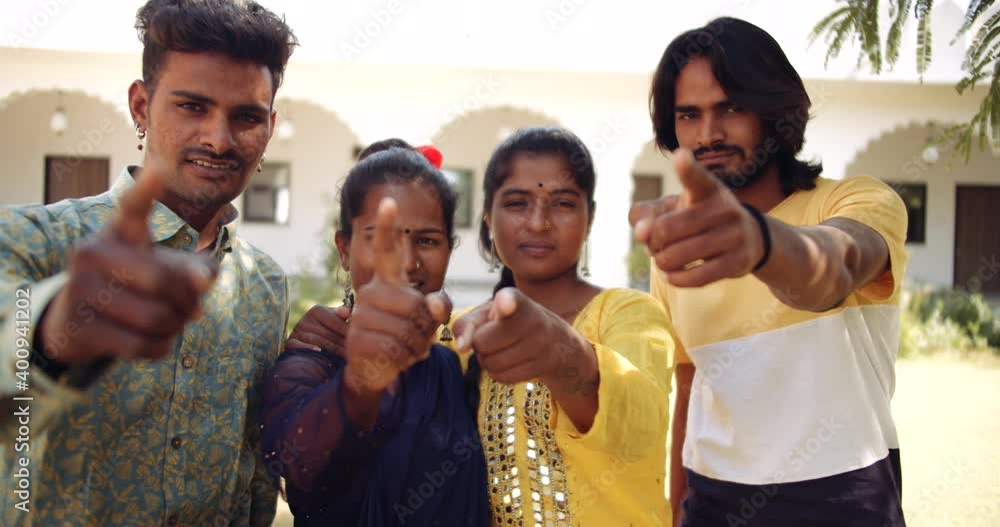Slow motion portraits of young students friends standing together face ...